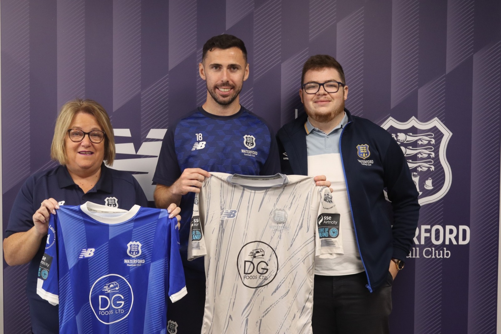 Robbie McCourt Home & Away Player Sponsor - Vivienne Roche & Liam ...